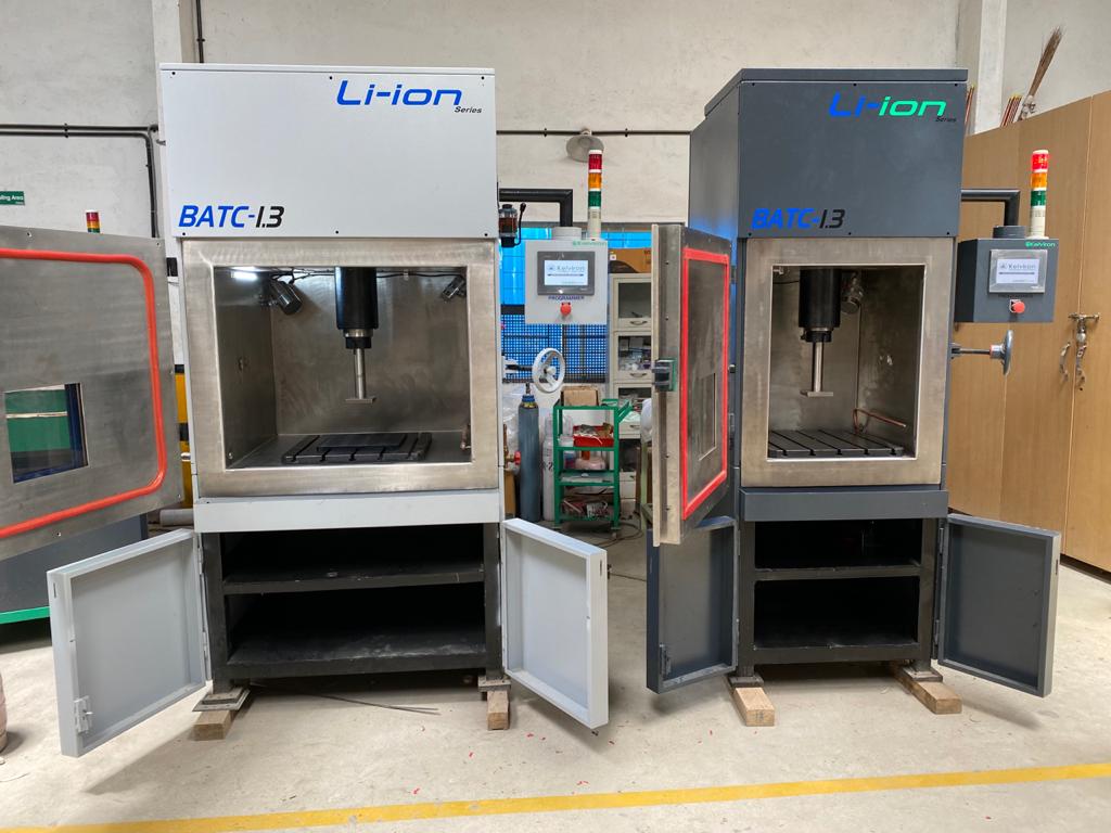 Battery Crush Test Chamber and Nail Penetration Test Chamber manufacturers